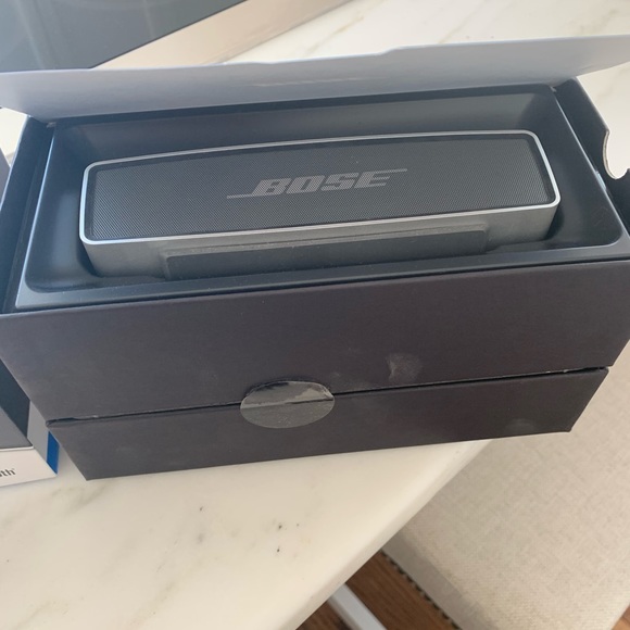 Bose | Portable Audio & Video | Bose Soundlink Mini | Poshmark